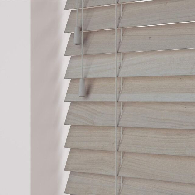 New Edge Blinds Wooden Venetian Blinds with Strings (120cm Drop ...