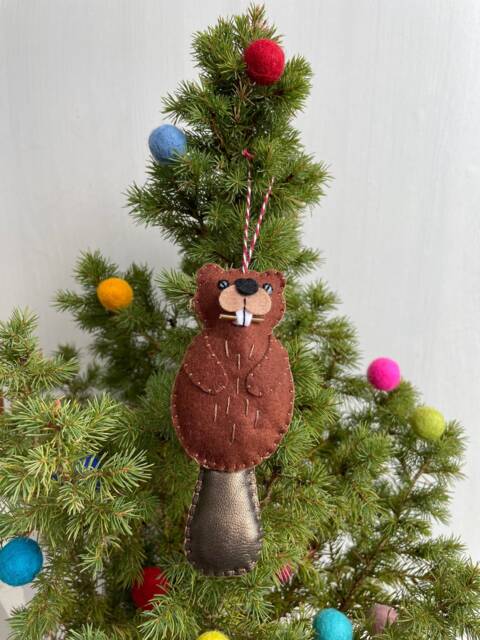 Felt Beaver Christmas Ornament, Leather Tail, Woodland Tree Decoration ...