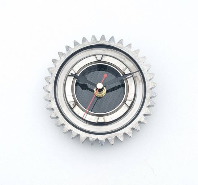 F21 Williams F1 Racecar Gear Wall/Desk Clock Carbon Fiber Formula 1 Car ...
