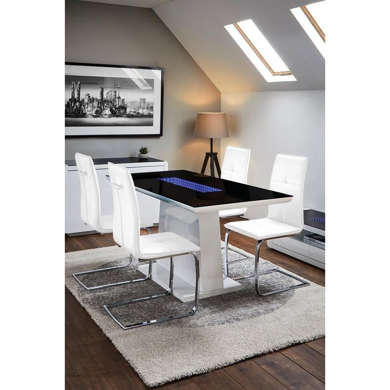 Matrix Dining Table with 4 Opus Chairs by Studio | ufurnish.com