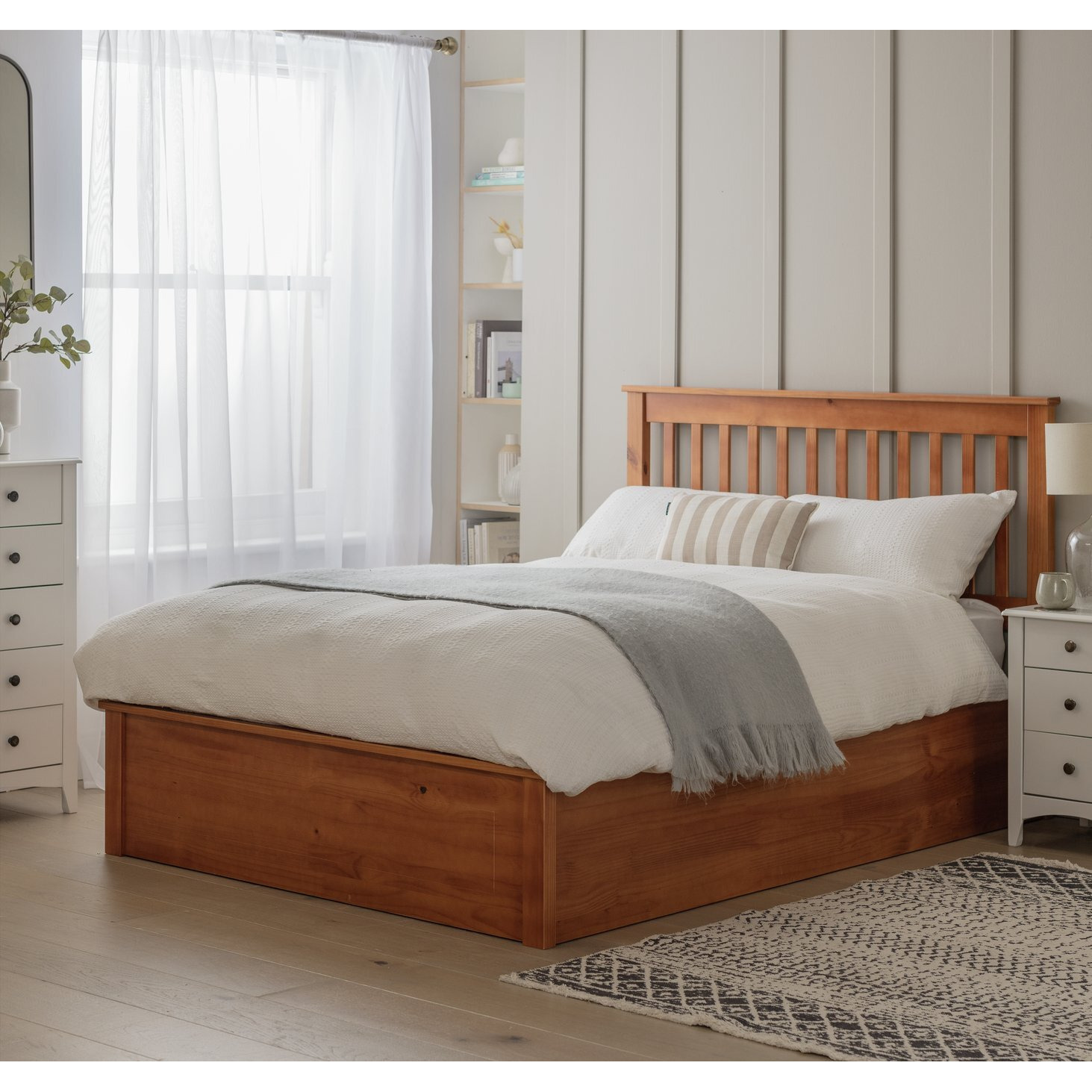 Habitat Aspley Kingsize Wooden Ottoman Bed Frame Oak Stain by Argos ufurnish