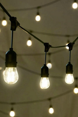 Christmas Tree World 50M 100 Large Bulb Connectable Outdoor Festoon ...