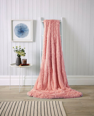Snuggle Fluffly Huggable Blanket In Pink, 150 X 200Cm by B&Q | ufurnish.com