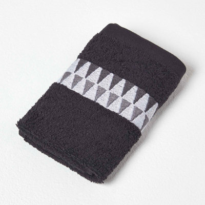 Homescapes Geometric 100% Cotton Face Cloth, Black by B&Q | ufurnish.com