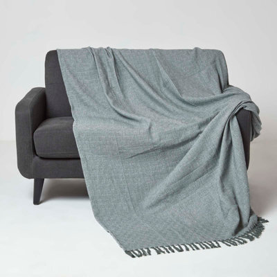 Homescapes Malda Green & White Cotton Throw With Tassels 225 X 360 Cm ...