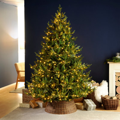 QGS 180Cm 6Ft Pre Lit 350 Led Brunswick Pine Luxury Artificial ...