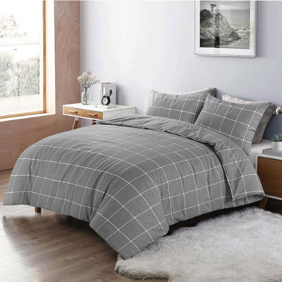 Homes & Linen Duvet Cover Set Printed Checked Dot Mateo Reversible ...