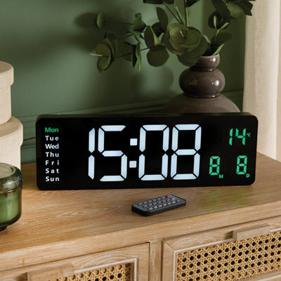 Bergstrom Jumbo Digital Clock, Usb Powered, Adjustable Brightness ...