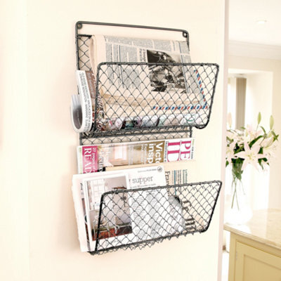 Dibor Wall Mounted Black Chicken Wire Magazine Rack by B&Q | ufurnish.com