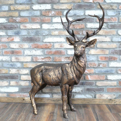 Dibor Giant Standing Stag Decoration Garden Ornament Outdoor Décor ...