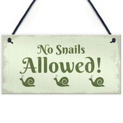 Red Ocean Funny Garden Sign Hanging Wall Door Plaque No Snails Allowed ...