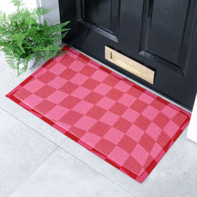 Native Natural Fuchsia Wavy Checkerboard Indoor & Outdoor Doormat ...