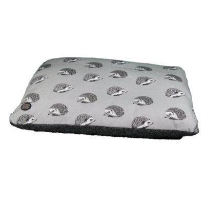 Snug & Cosy Pets Snug And Cosy Hedgehog Lounger 120Cm X 70Cm by B&Q ...