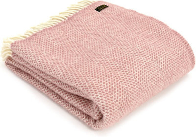 Tweedmill Beehive Dusky Pink 100% Wool Throw by B&Q | ufurnish.com