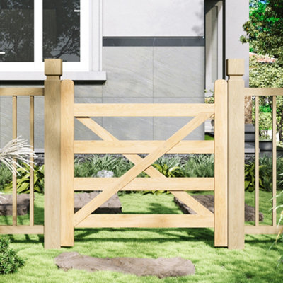 Garden Sanctuary Spruce Wood Garden Gate Corossover Slat Design With 8 ...
