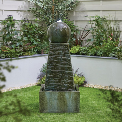 Outdoor Living UK Kelkay Obelisk Falls With Lights Mains Plugin Powered ...