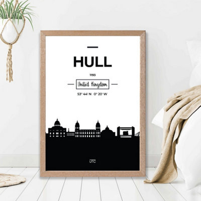 Artze Wall Art Hull Black And White City Skyline Framed Print Size: A2 ...