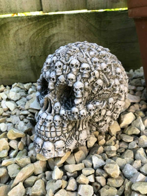 Burgess Skull Of Skulls Stone Statue British Made Gothic Outdoor Garden ...