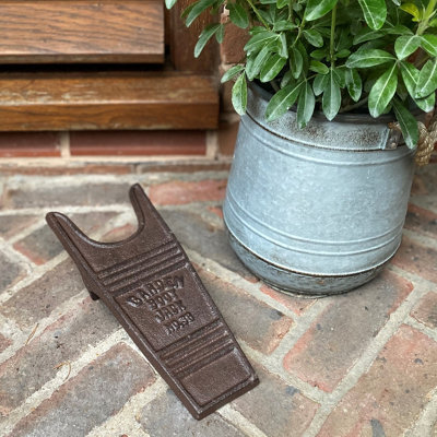 Selections Cast Iron Garden & Patio Boot Jack Remover by B&Q | ufurnish.com