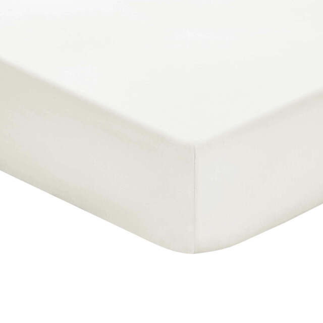 1951 Plain Dye Percale Double Extra Deep Fitted Sheet, Cream by Bedeck ...