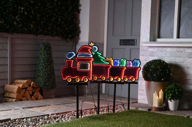 4 Piece Infinity Christmas Train Garden Stakes by Cherry Lane Garden ...