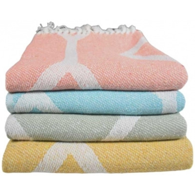 Assorted Zelda Diamond Throws - 130 x 150cm (Pack of 24) by Choice ...