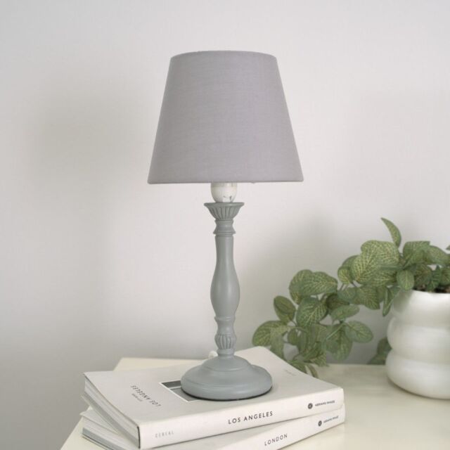 ValueLights Sara Traditional Candle Stick Table Lamp with Tapered Lamp ...