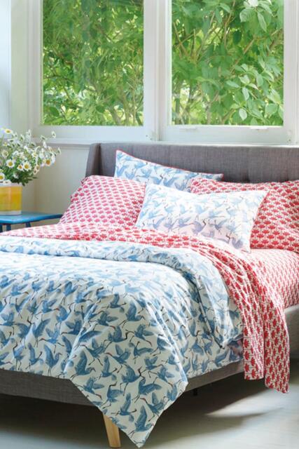 Family of Cranes & Long Stem Lotus Bedding Set by Debenhams | ufurnish.com