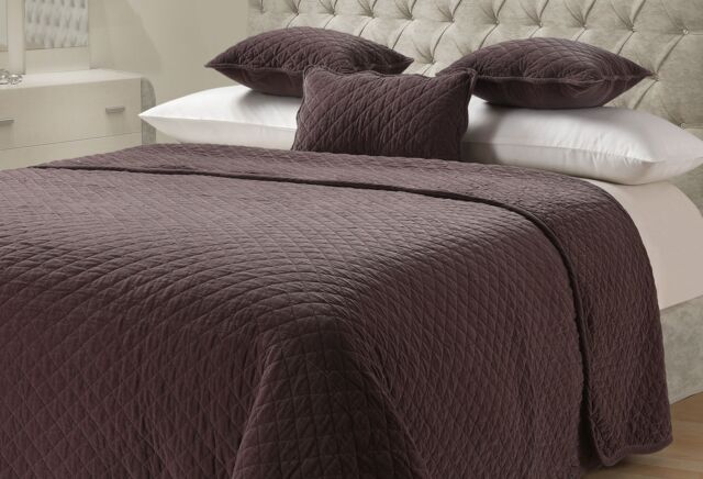 Quilted Stitch Jacquard Velvet Touch Throw Blanket - Bed Throw by ...
