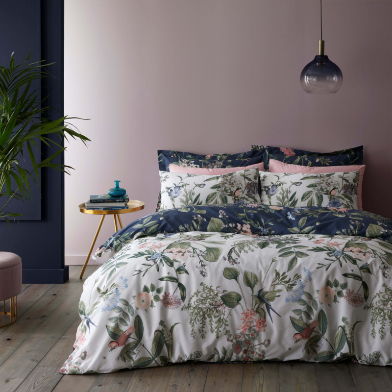 Paradise Birds Navy Duvet Cover and Pillowcase Set Navy Blue/Pink/White ...