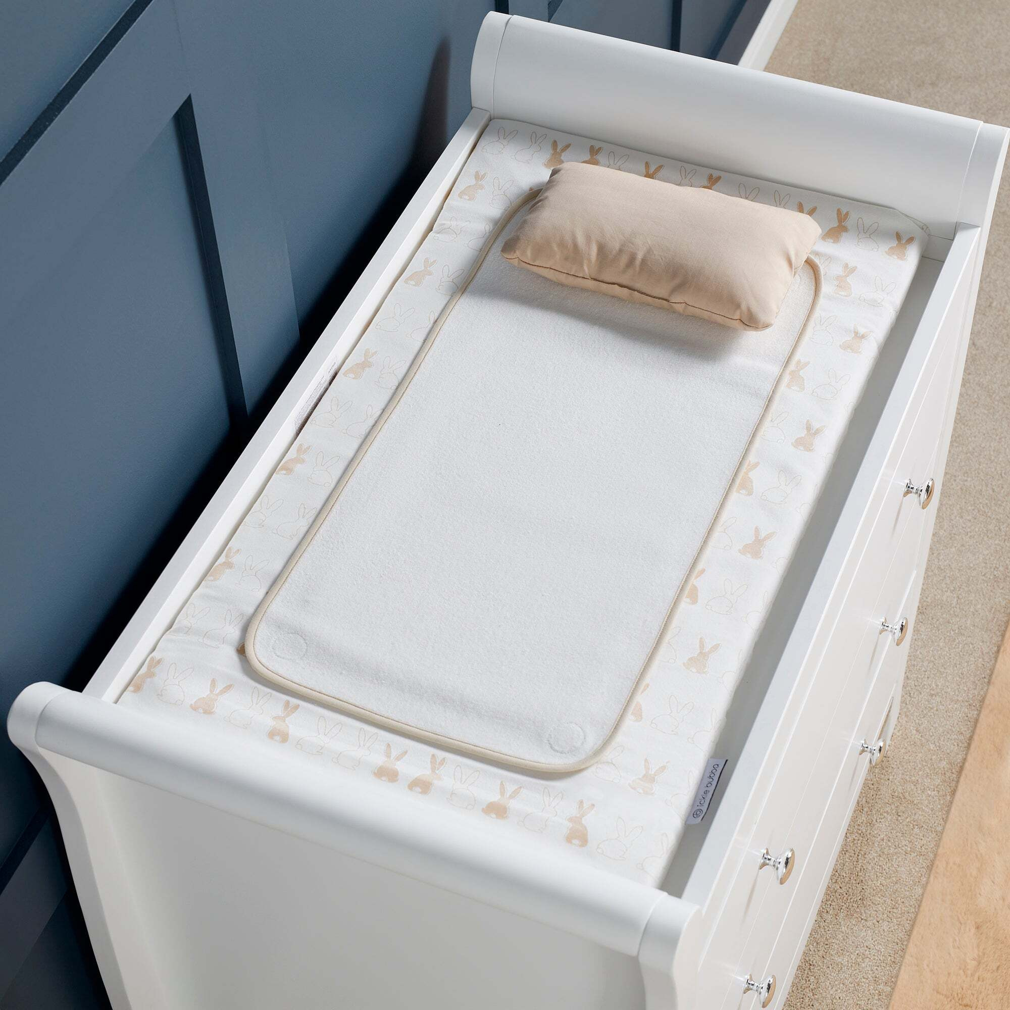 Ickle Bubba Cot Top Changing Mat Ickle Bubba Bunnychino Deluxe Changing ...