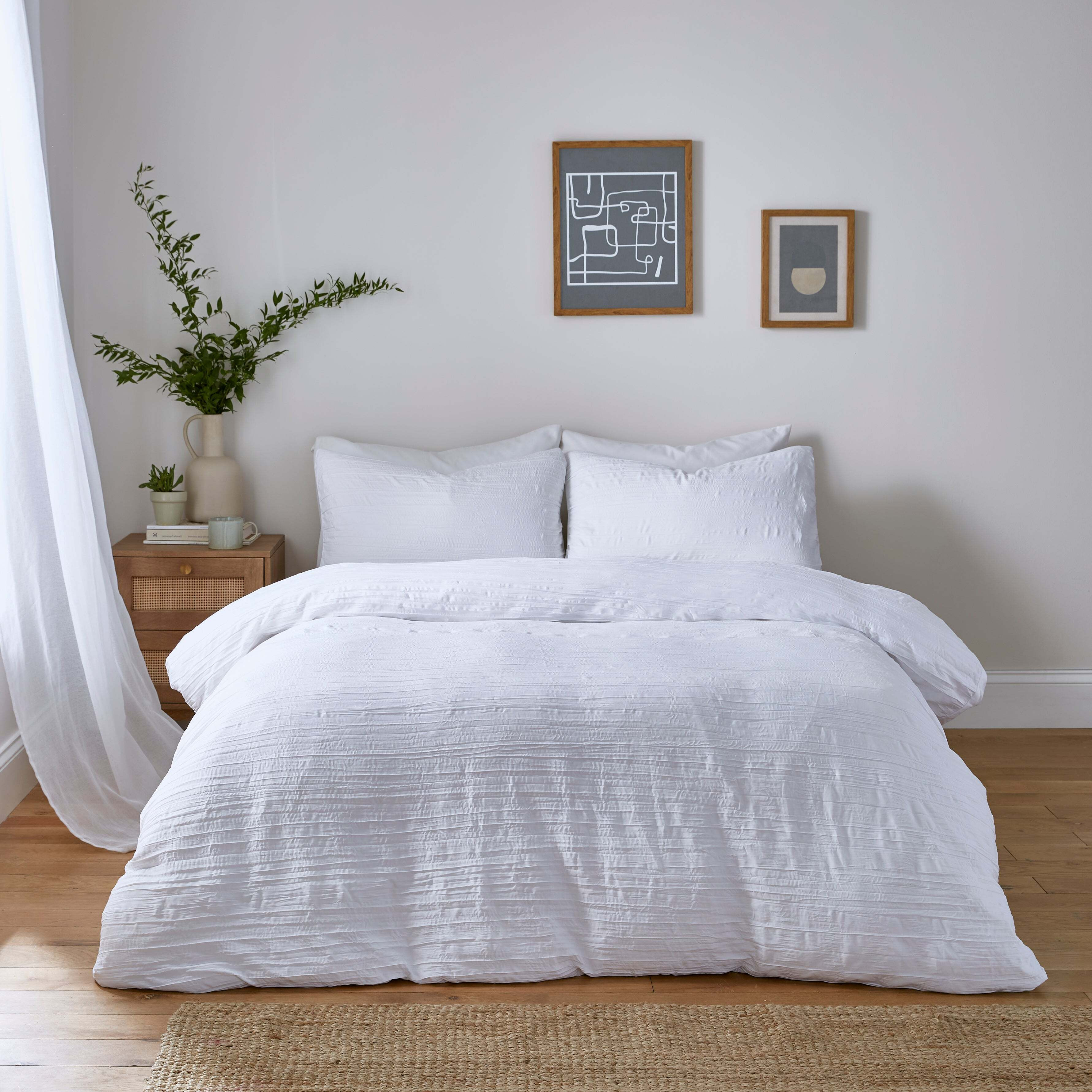 Imogen Textured White Duvet Cover & Pillowcase Set White by Dunelm ...