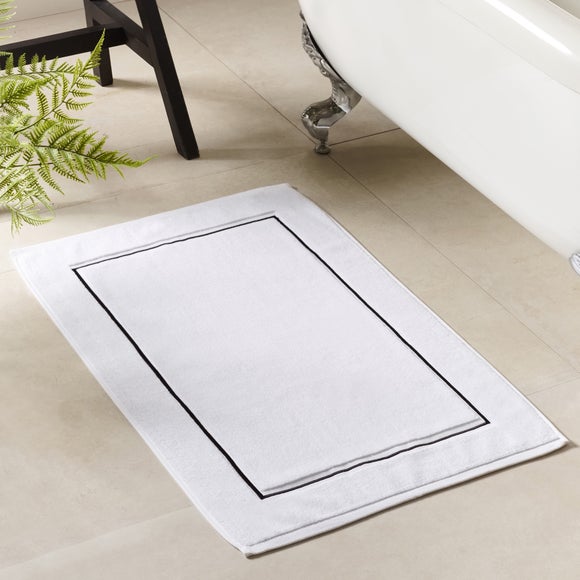 Baratta Stitch Bath Mat by Dunelm | ufurnish.com