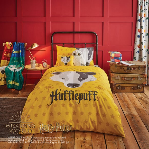 Harry Potter Hufflepuff House Reversible Duvet Cover and Pillowcase Set ...