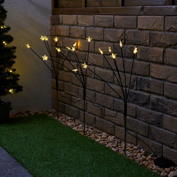 18 LED Battery Timer Yellow Stars Path Lights by Dunelm | uFurnish.com