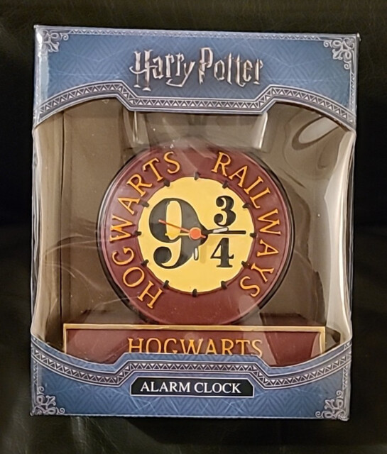 Harry Potter Hogwarts Railways Desk Alarm Clock Battery Operated - by ...
