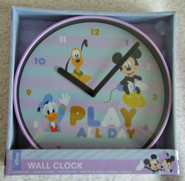 "Mickey Mouse, Donald Duck & Goofy 10"" Round Wall Clock Play All Day ...