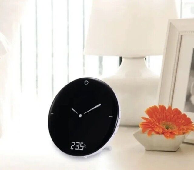 Oregon Scientific Analogue /digital Radio-controlled Clock - Rm-120 ...