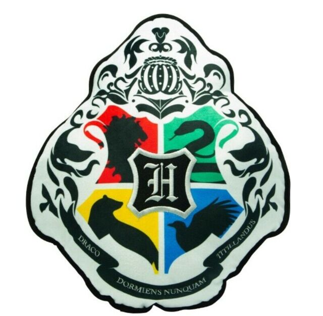 Harry Potter Hogwarts Crest Emblem Cushion 35cm Abystyle by eBay ...