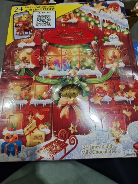 Lindt Teddy Advent Calendar 2024 Augmented Reality Christmas Bbe by ...