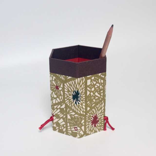 Pop-Up Pen Holder Reds/ Stationary Stand/Desktop Organizer Storage Box ...