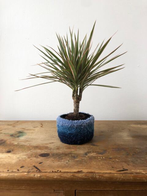 Azurite Tufted Plant Pot - Blue Gradient - Extra Small Size by Etsy ...