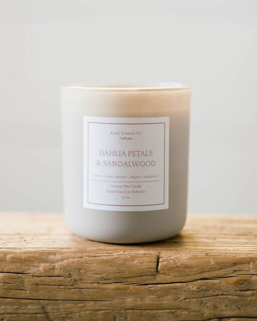 Dahlia Petals & Sandalwood - Coconut Wax Clean Candle Small Batch Home Decor Canadian Made Toxin ...