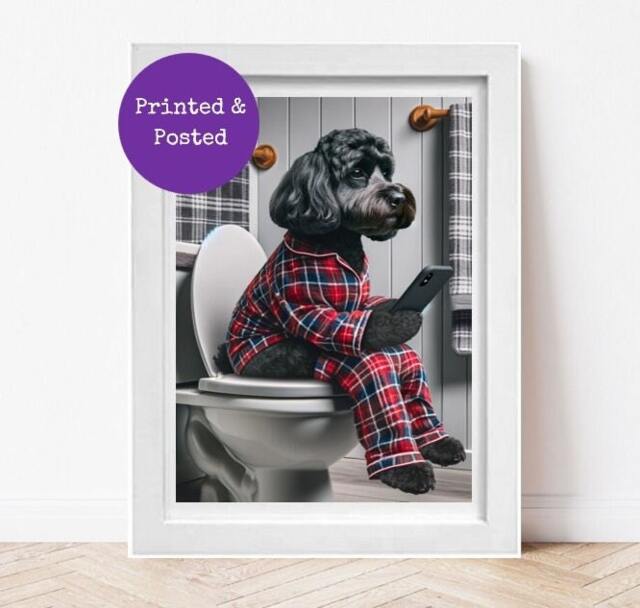 Black Cockapoo Sitting On Toilet Mobile Phone Funny Cockerpoo Print Dog ...