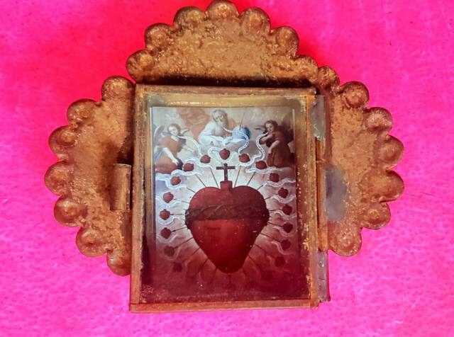 Rustic Mexican Flaming Sacred Heart Jesus Christ Tin Wall Hanging Nicho ...