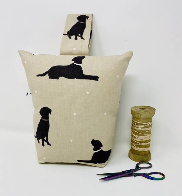 Labrador Door Stop, Black & Linen Doorstop, Zipped Fabric Stopper ...