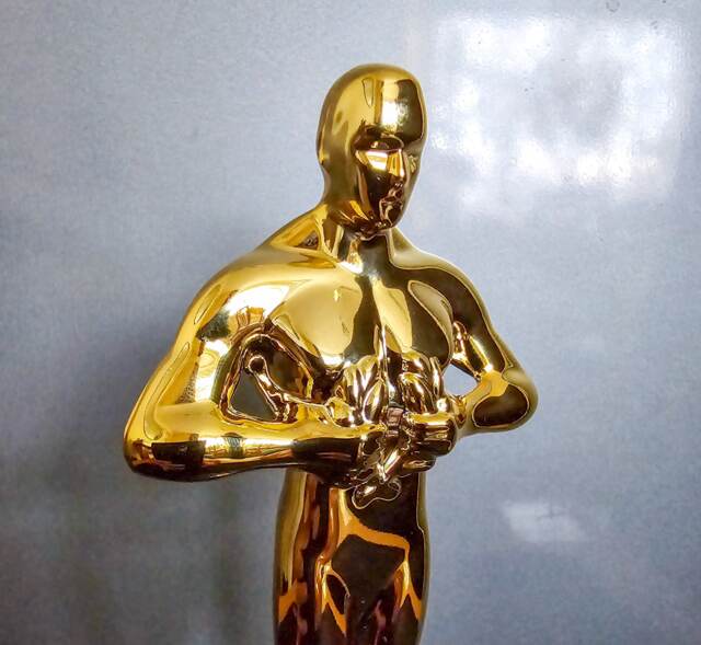 Winner Trophy Gold Man Statue - Symbol Of Pride & Success Stories Best ...