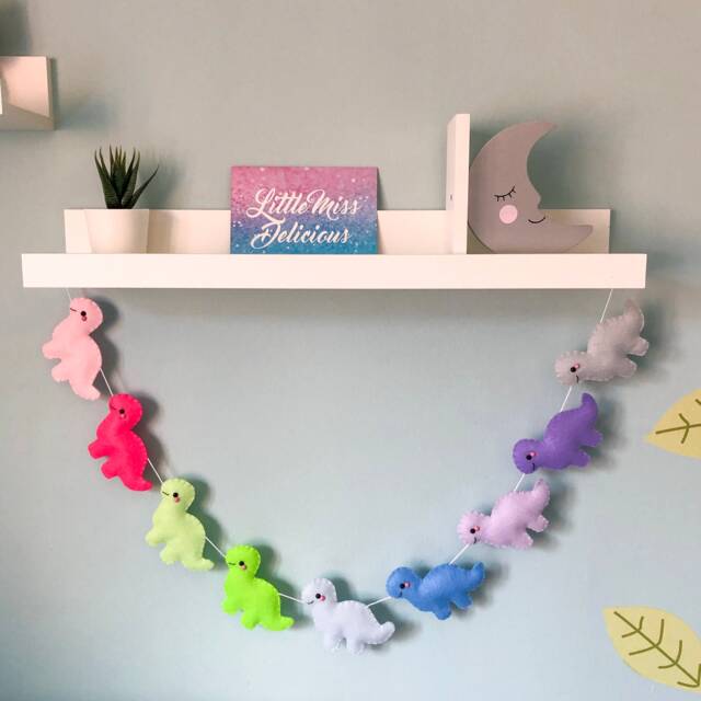 Rainbow Dinosaur Garland, Felt Dino Bunting, Cute Wall Hanging ...