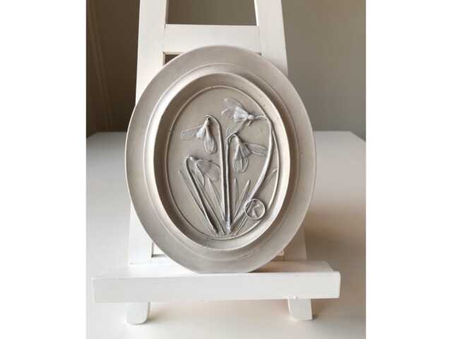 Snowdrop Elegance Botanical Bas-Relief in Classic Vintage Frame By ...