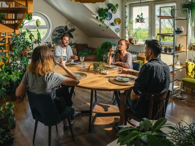Extendable/Nonextendable Round Dining Table. Solid Oak Scandinavian ...